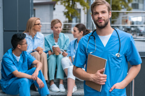 Medical School Acceptance Rates and Recent Trends (2025)