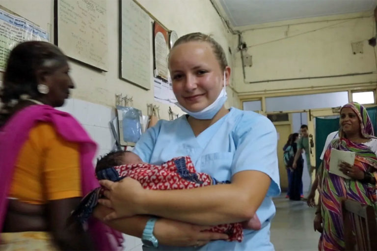 10 Ways to Get Clinical Experience for Med School