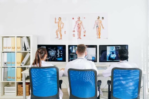 AAMC 2021 Data — The Most Applicants Ever | MedSchoolCoach